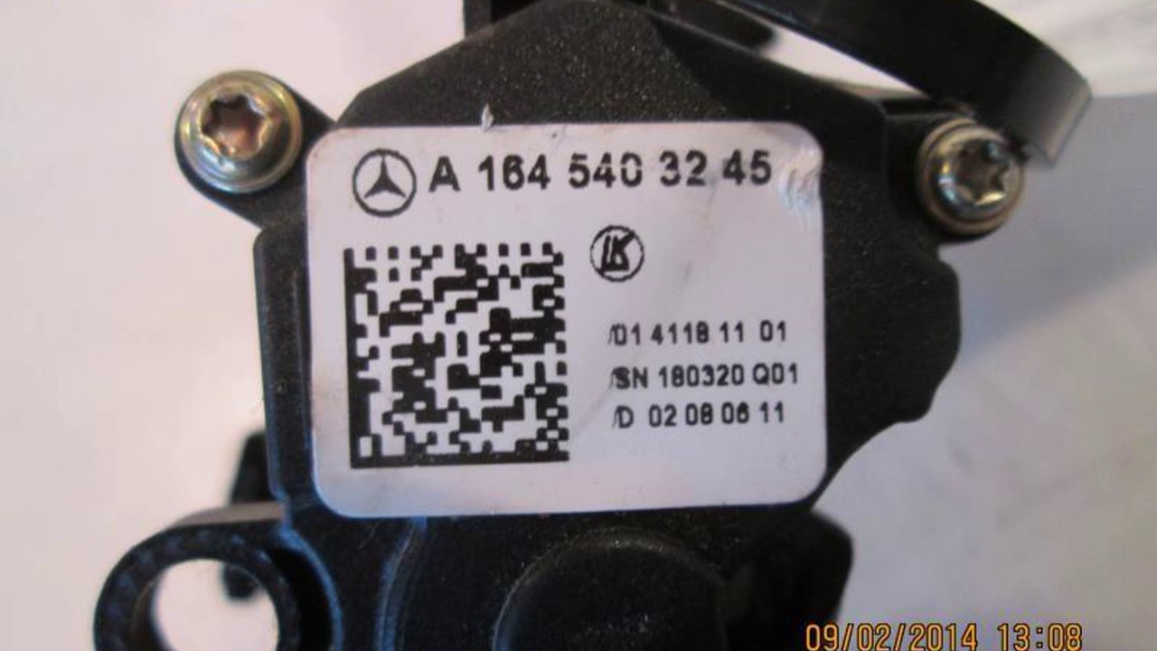 2007 Mercedes S550 1645403245 STEERING ADJUST - mbiparts.com Used OEM ...