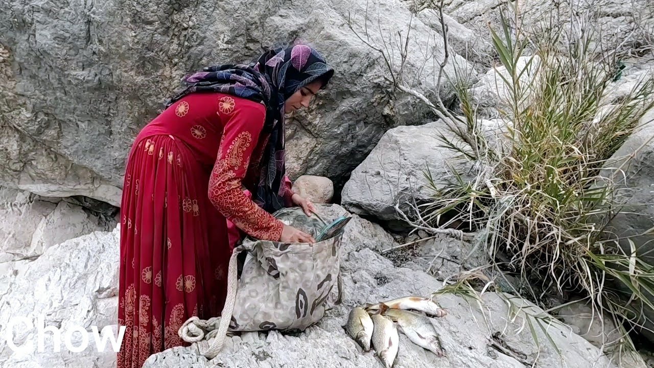 Simple Pleasures: A Lonely Nomadic Woman's Beautiful Fishing Routine ...