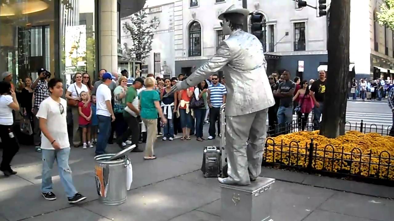 Statue Guy in Chicago - YouTube