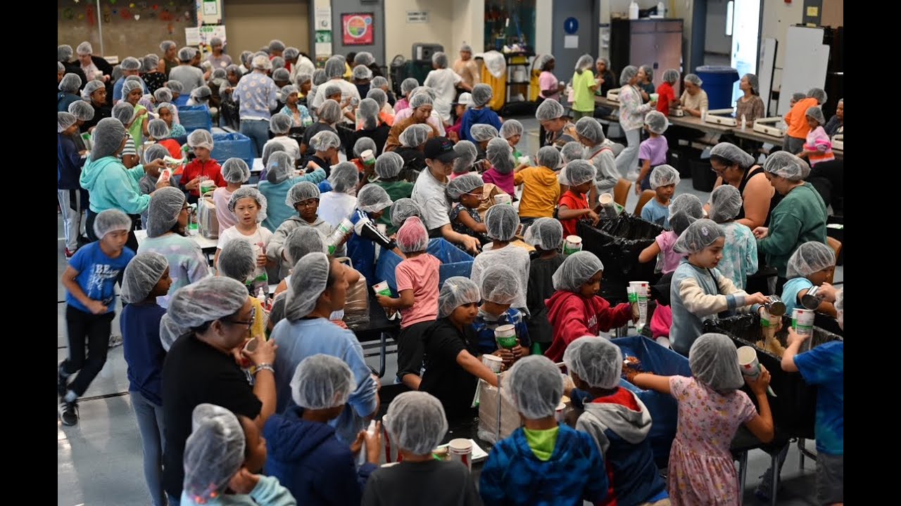 Brookvale Elementary Packs 19k meals to support families affected by ...