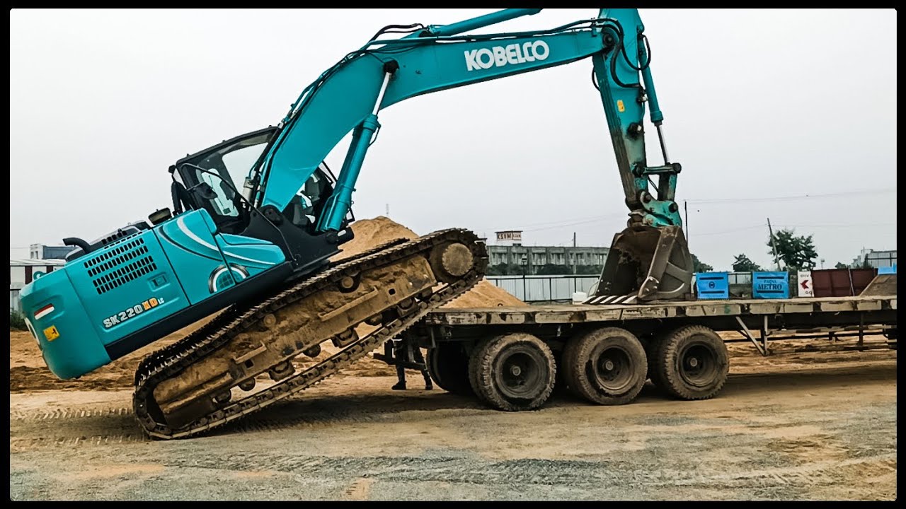 Excavator Loading on Trailer without any ramp - YouTube