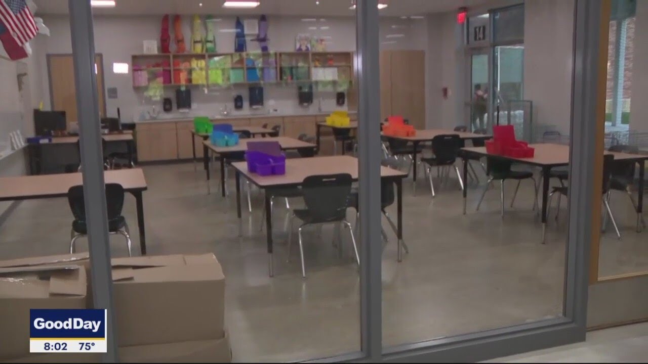 Arlington ISD opens new school for the new year - YouTube