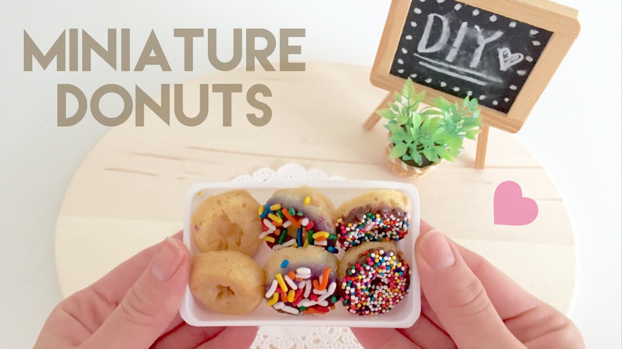 Baking Tiny Donuts !! Yummy Nummies Kit - YouTube
