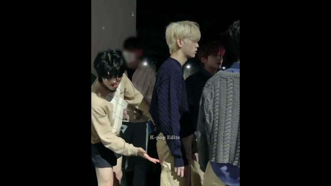 Yeonjun slapping Soobin's butt....#shorts #yeonjun #soobin #yeonbin #txt - YouTube