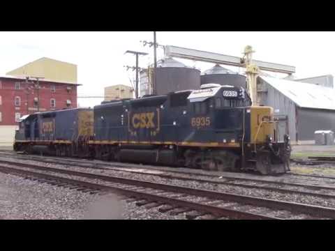 CSX 6935 LEADS CSX F734 16 - YouTube