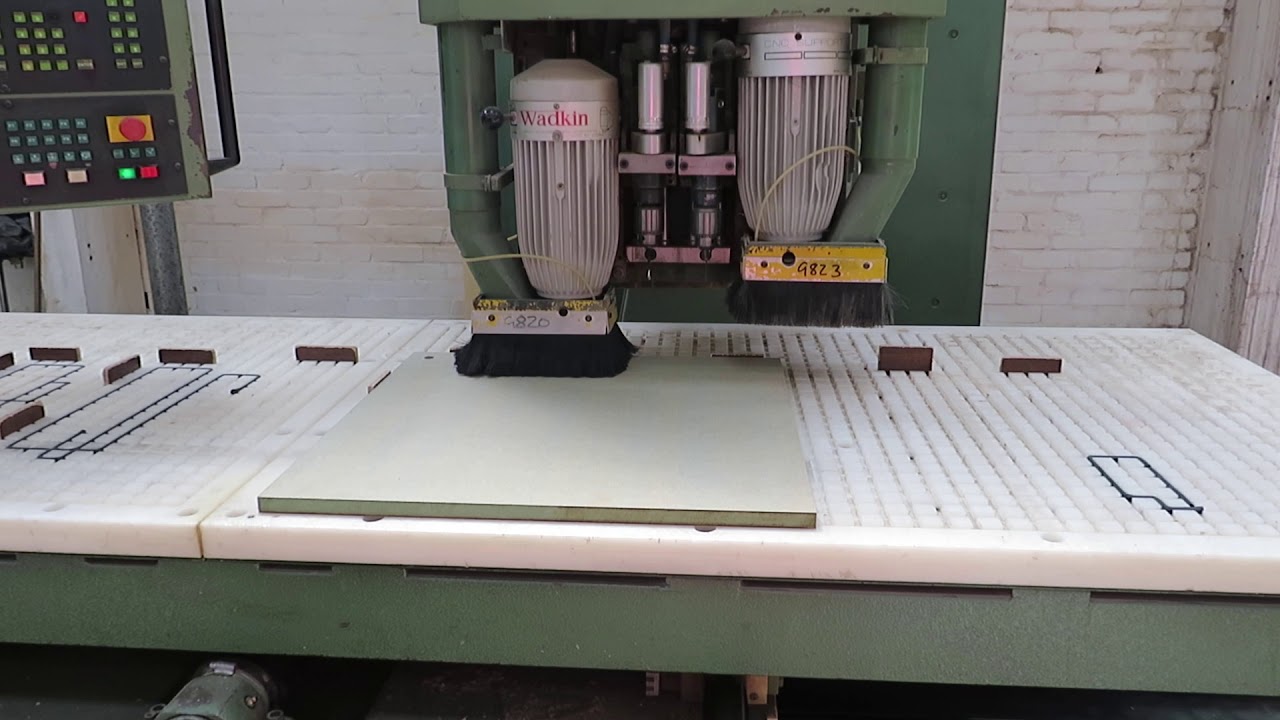 Wadkin UX CNC Router - YouTube