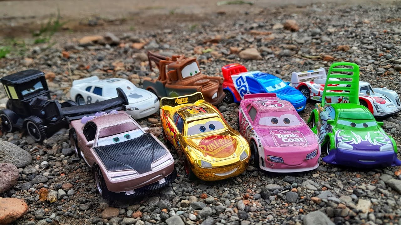 looking for lightning mcqueen, chick hicks,raul,boost,doc hudson ...