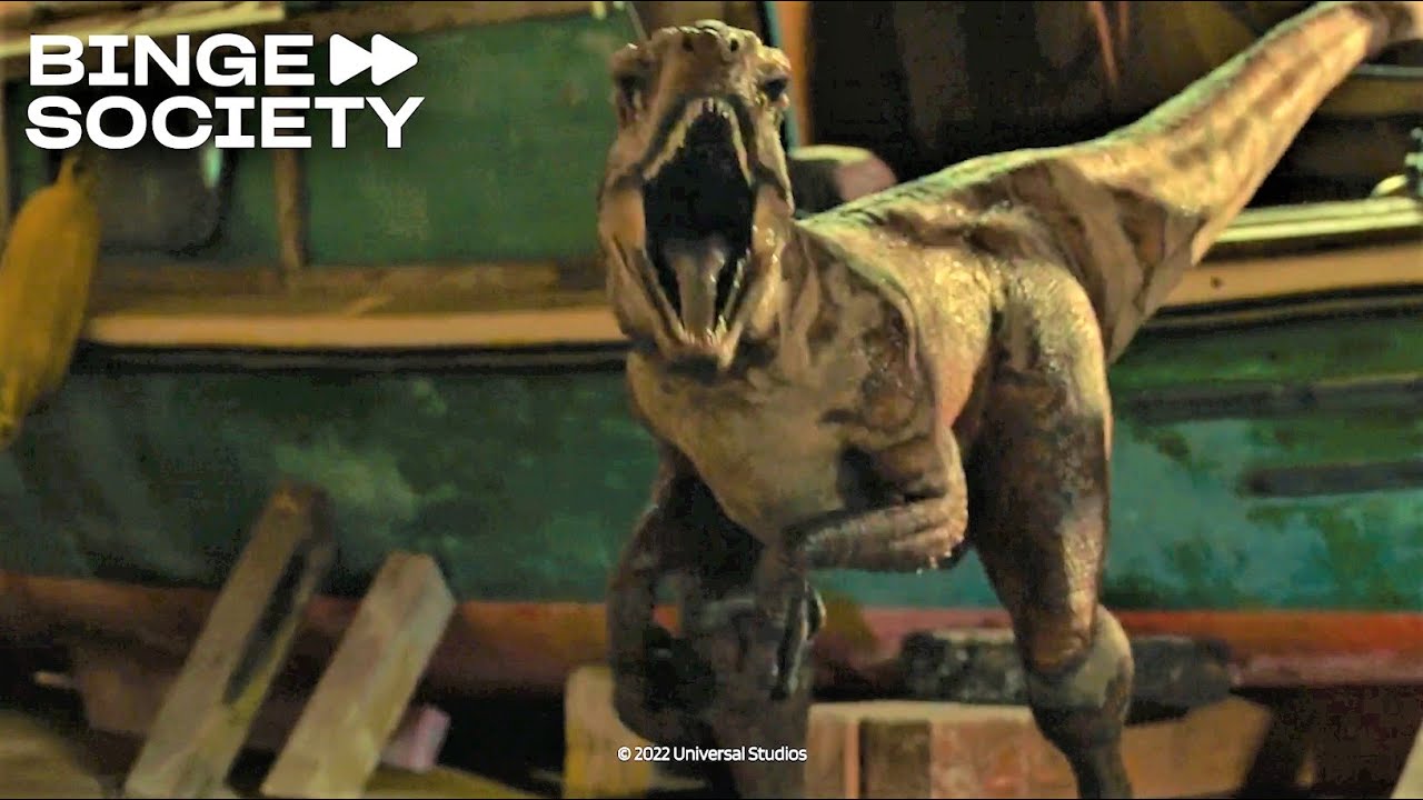 Jurassic World: Dominio | Owen contra Indominus Rex - YouTube