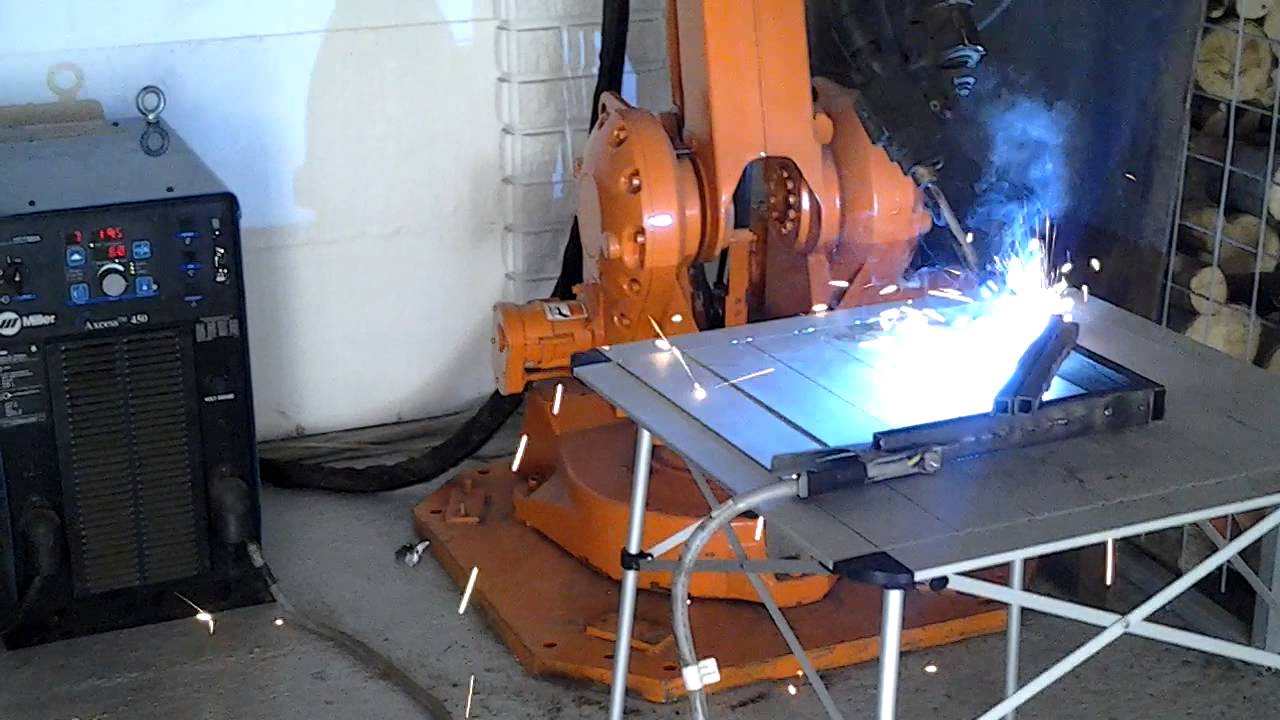 Robot ABB 2400 l welding - YouTube