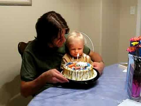 Aiden blows out Candles - YouTube