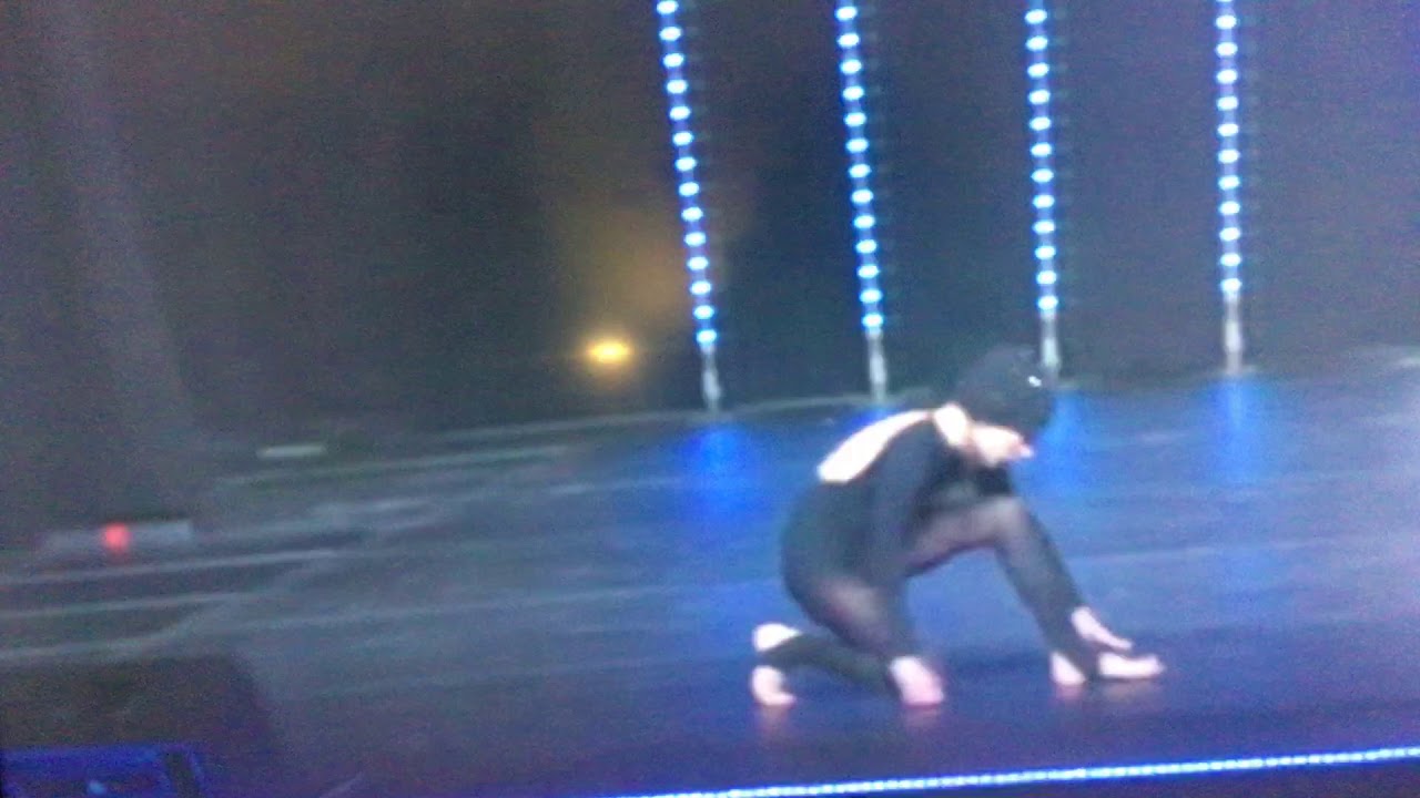 Dance Moms : Sarah’s solo mission possible - YouTube