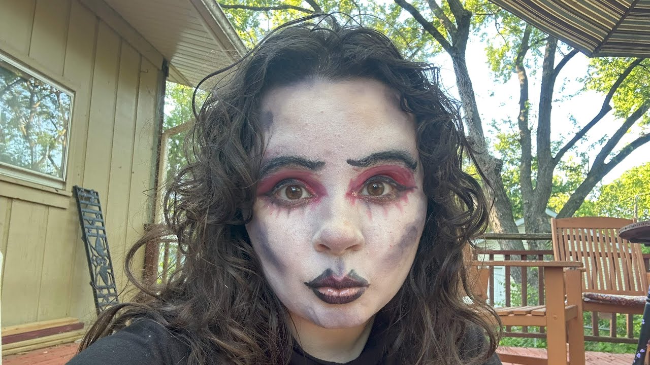 deep talks in goth makeup. - YouTube