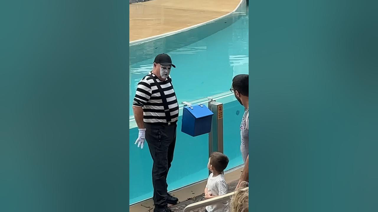 Tom Mime Seaworld When You Recognize Someone Naughty Like You ππ«£π