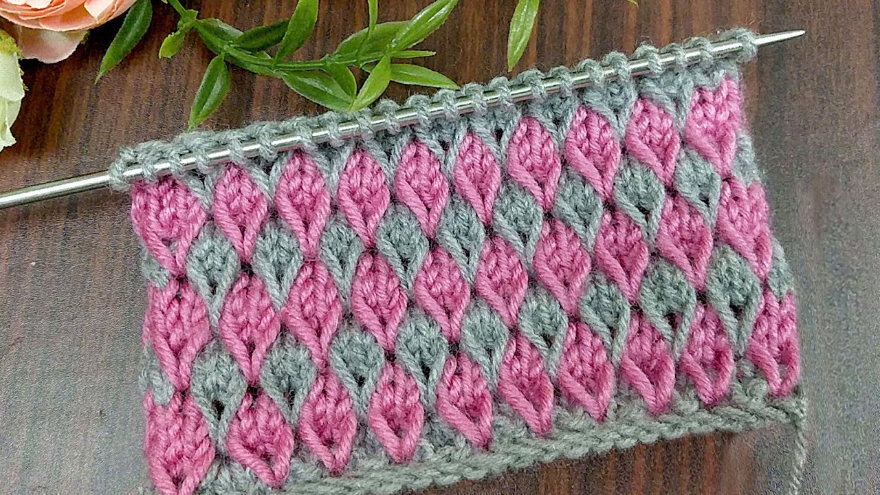 दो रंगो की बेहद आसान बुनाई, 2 Colours Easy Knitting Pattern - YouTube