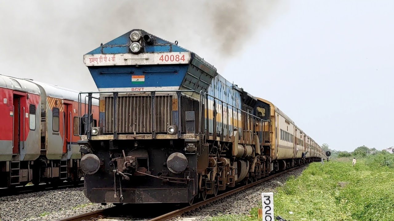 16734 Okha - Rameswaram Express | BGKT WDP4B Smoking & Acceleration ...
