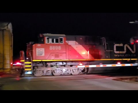 (IPO25 Sticker Unit!) CN 276 - 8903 & 8898 In Lynden Ontario - YouTube