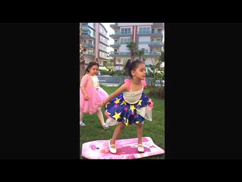 Eva Simons ft. Konshens -policeman dans show