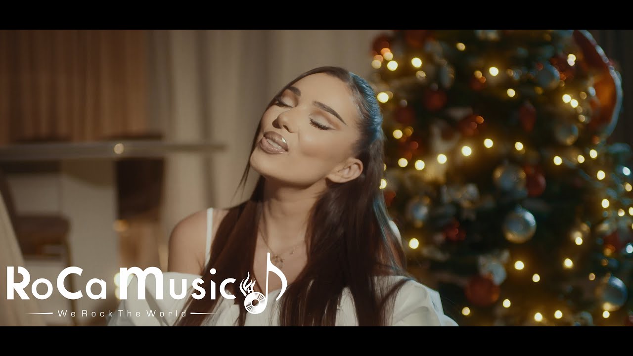 Shondy - Craciunul cu tine (Official Video)! Colinde 2025 - YouTube Music