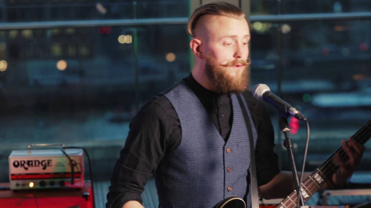 Broken Witt Rebels - LOW [Official Video] Live - YouTube