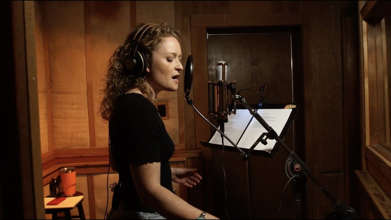 Alice Howe’s New Album, Recorded in Muscle Shoals - YouTube