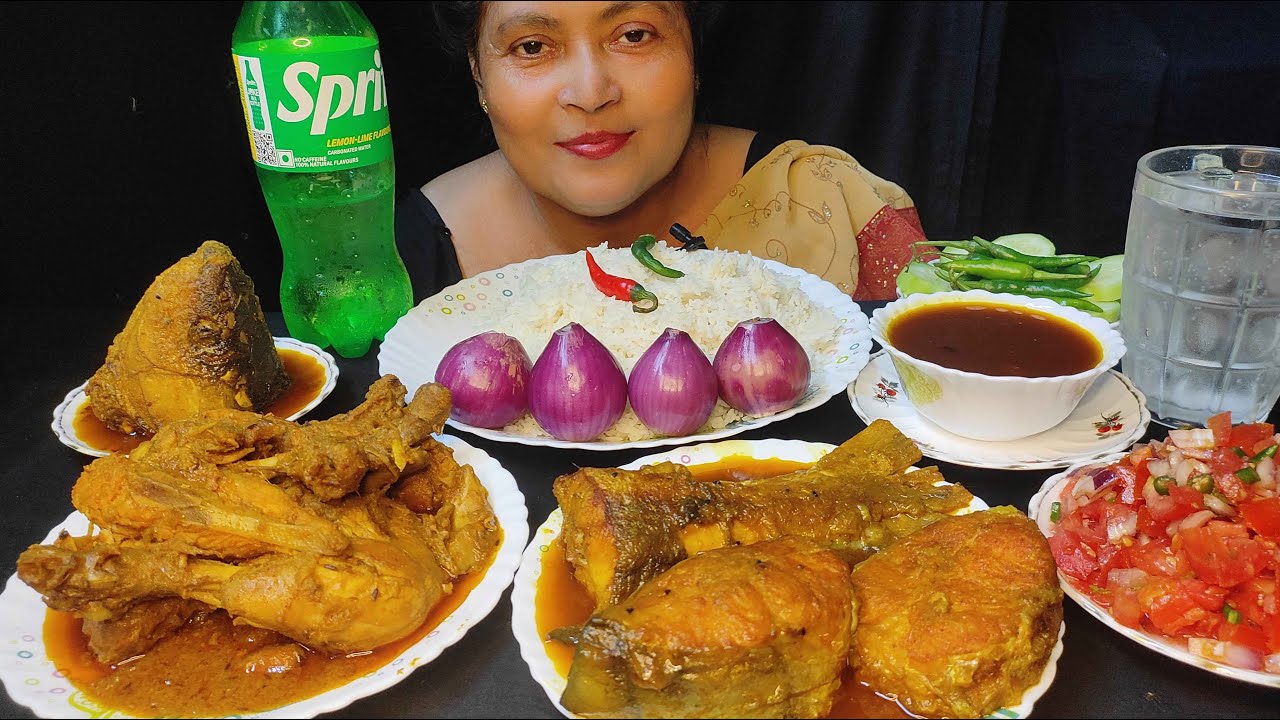 EATING CHICKEN KOSHA, BIG FISH CURRY, BIG FISH HEAD😍 - YouTube