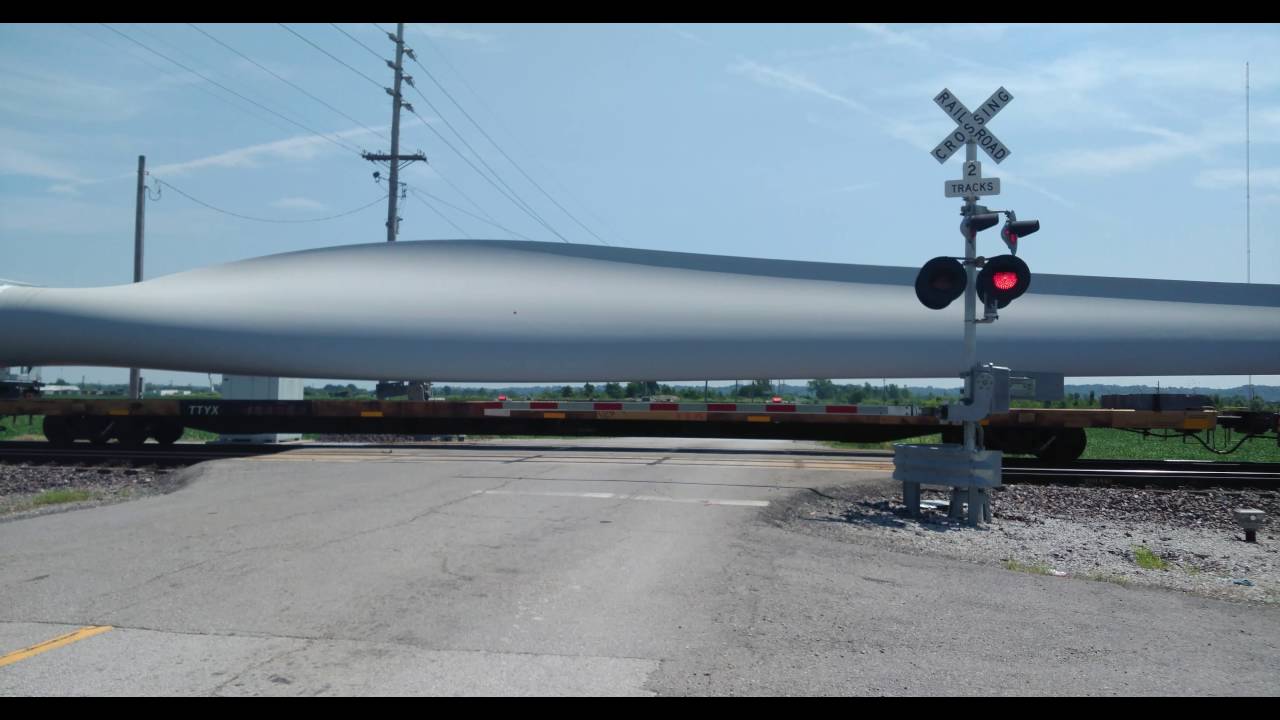 AL&S Northbound, Washington Park, Illinois. 24 July 2016. (Windmill ...