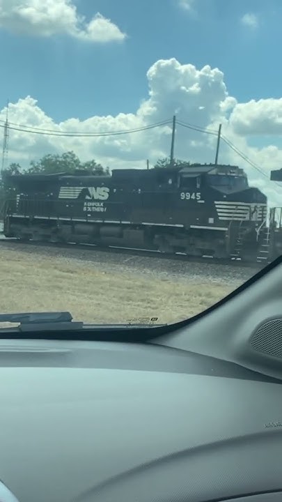 BNSF 6395 & NS 9945 Rear DPU’s #BNSF #norfolksouthern #ns #shorts - YouTube