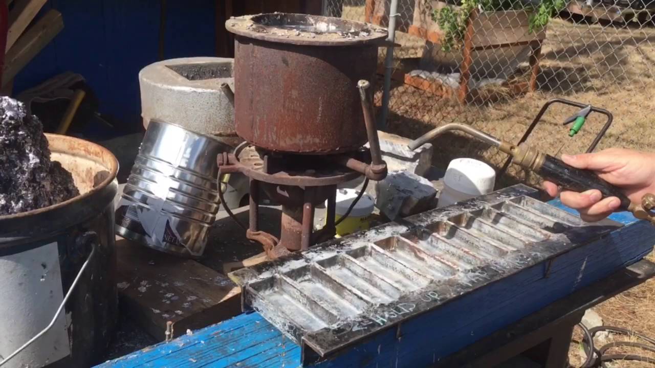 Casting Ingots From Pure Lead (Self-Sufficient Reloading) - YouTube