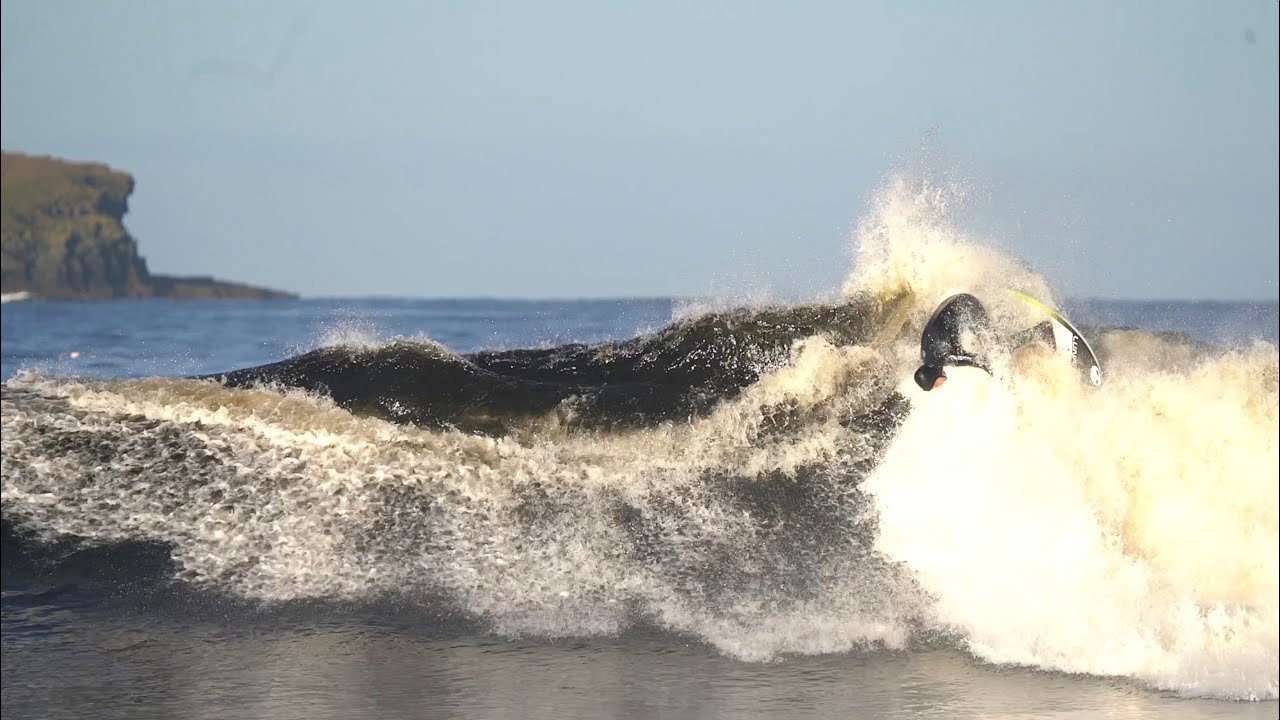 Luna Surf | Smooth Roundhouse Cutback With Ian Battrick - YouTube