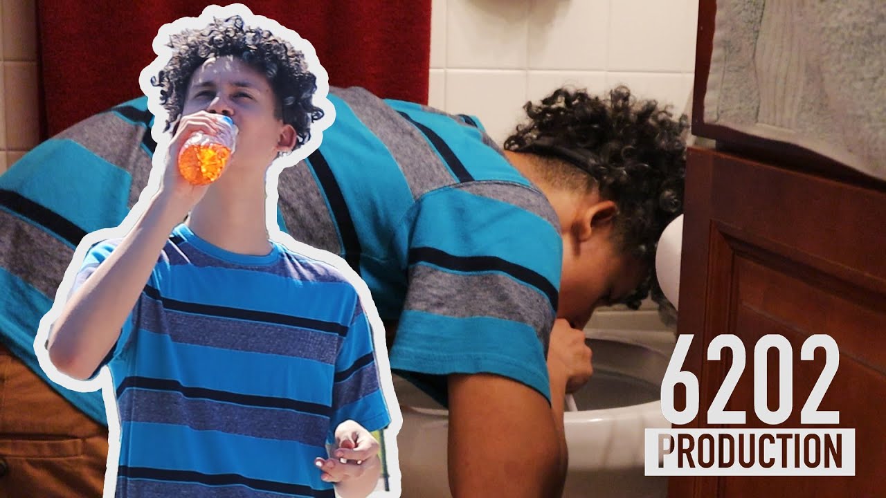 Addicted to Strange Types of Water | My Strange Addiction - YouTube