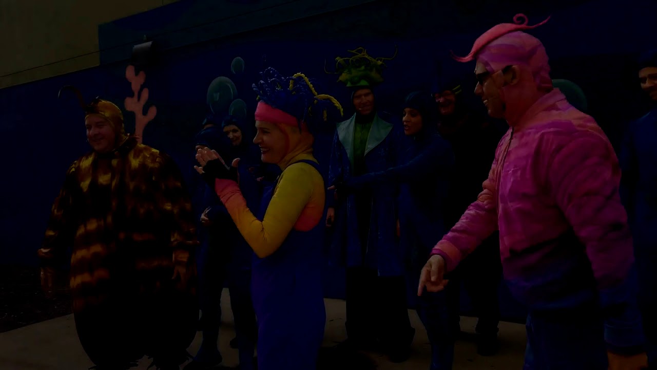 3D FINDING NEMO THE MUSICAL HD ON DEC 8 THE CAST SINGING ME HAPPY ...