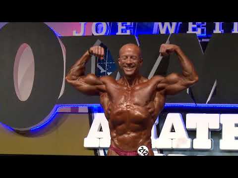 ics olympia spain men classic bodybuilding finals - YouTube