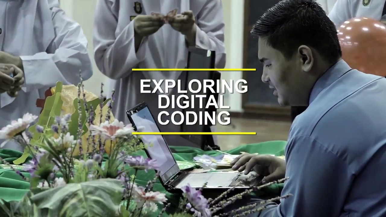 Inter-School Game Programming Competition 2017 - YouTube