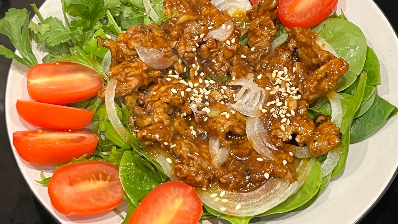 Sauté Kampot beef loc lac with vegetable - YouTube