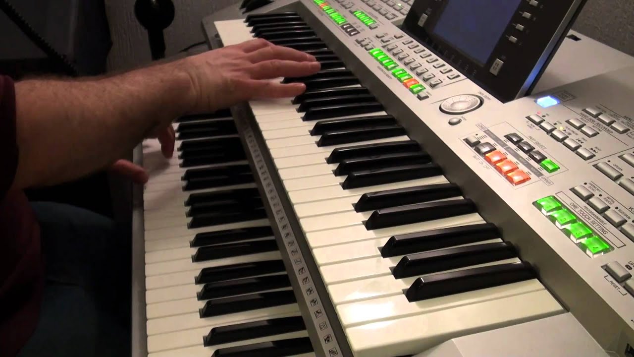 Tyros 2 ~ Trolley song ~ Theatre Organ ~ TTT ~ TOIAB - YouTube