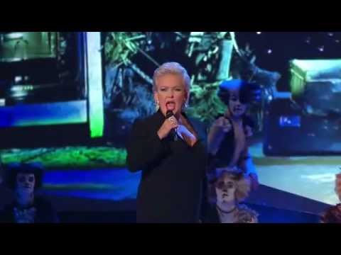 Angelika Milster & Musical Ensemble - Erinnerung 2012 - YouTube