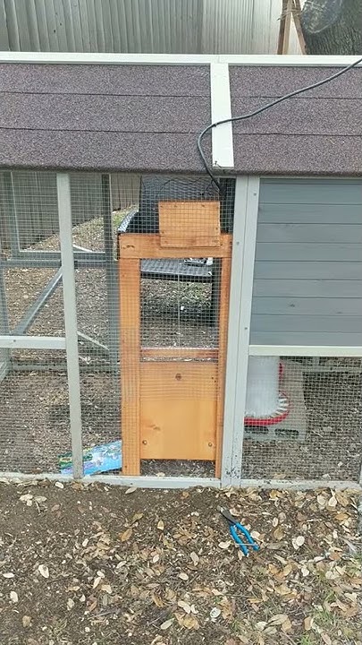 Raspberry Pi Chicken Coop Door! - YouTube
