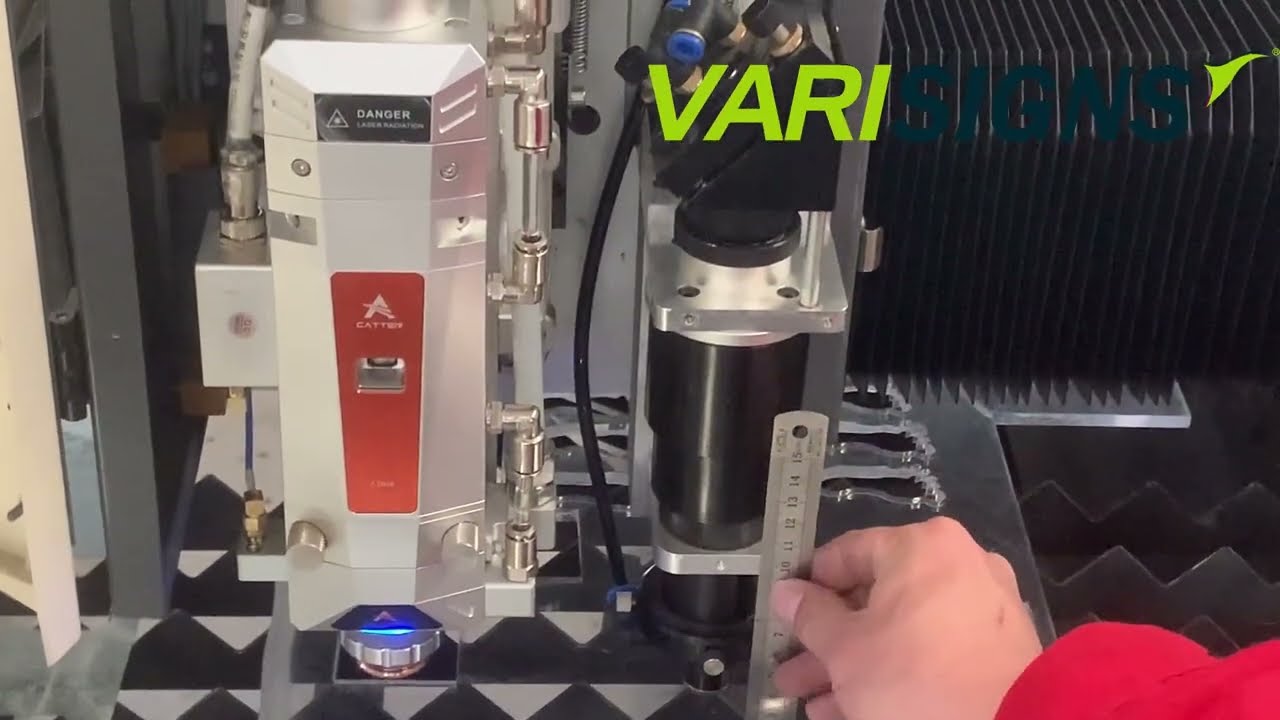 How to operate the Co2 fiber laser combo cutter machine, the best all ...