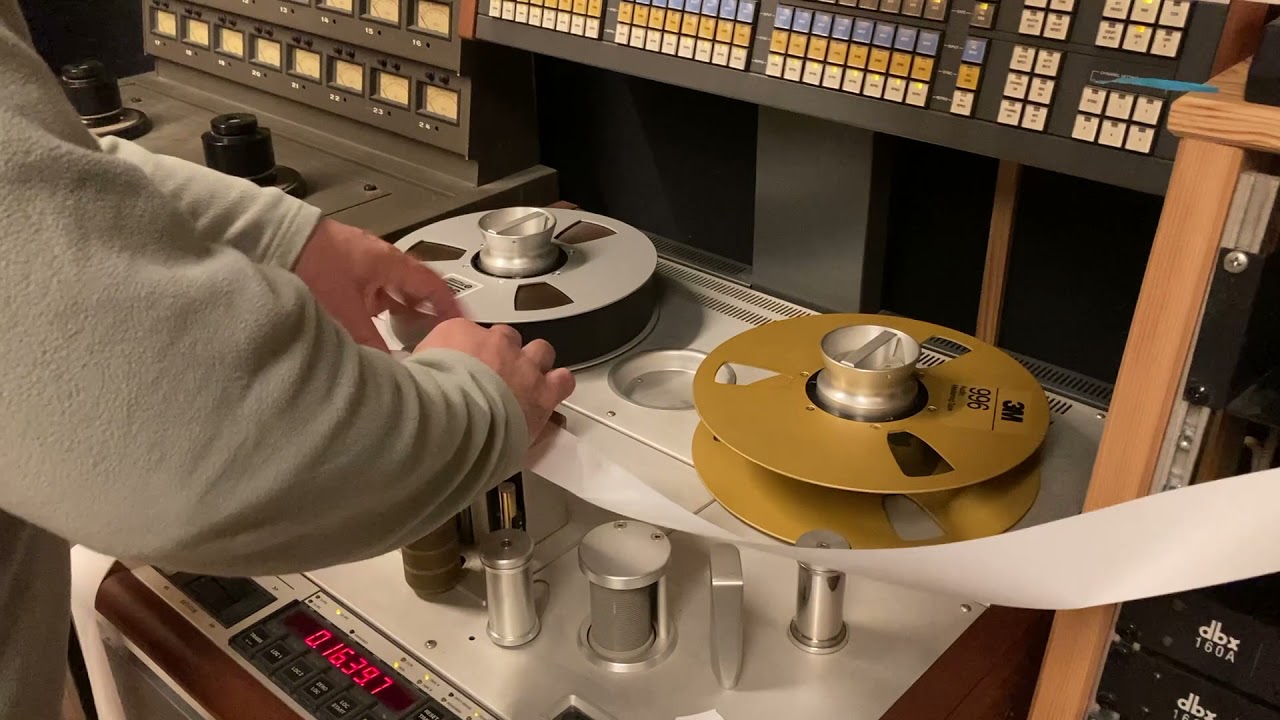 Loading 2" Tape on a Studer 820 MCH - YouTube