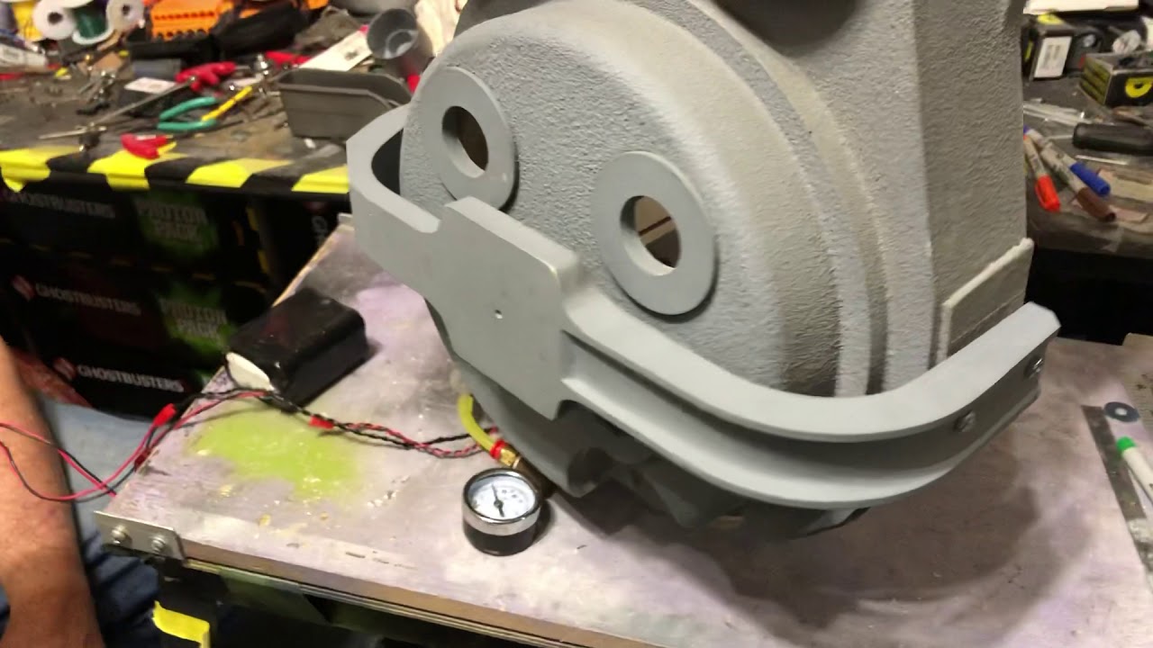 Ghostbusters TVG Proton Pack Extending Bumper Test - YouTube