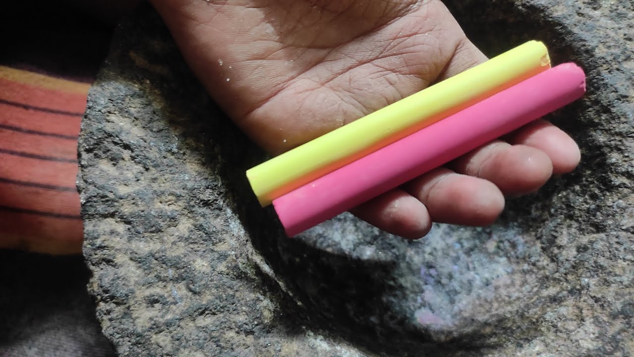 Yellow 💛 and Pink 🩷 chalk Grinding #asmr #satisfying #crumblingfun ...