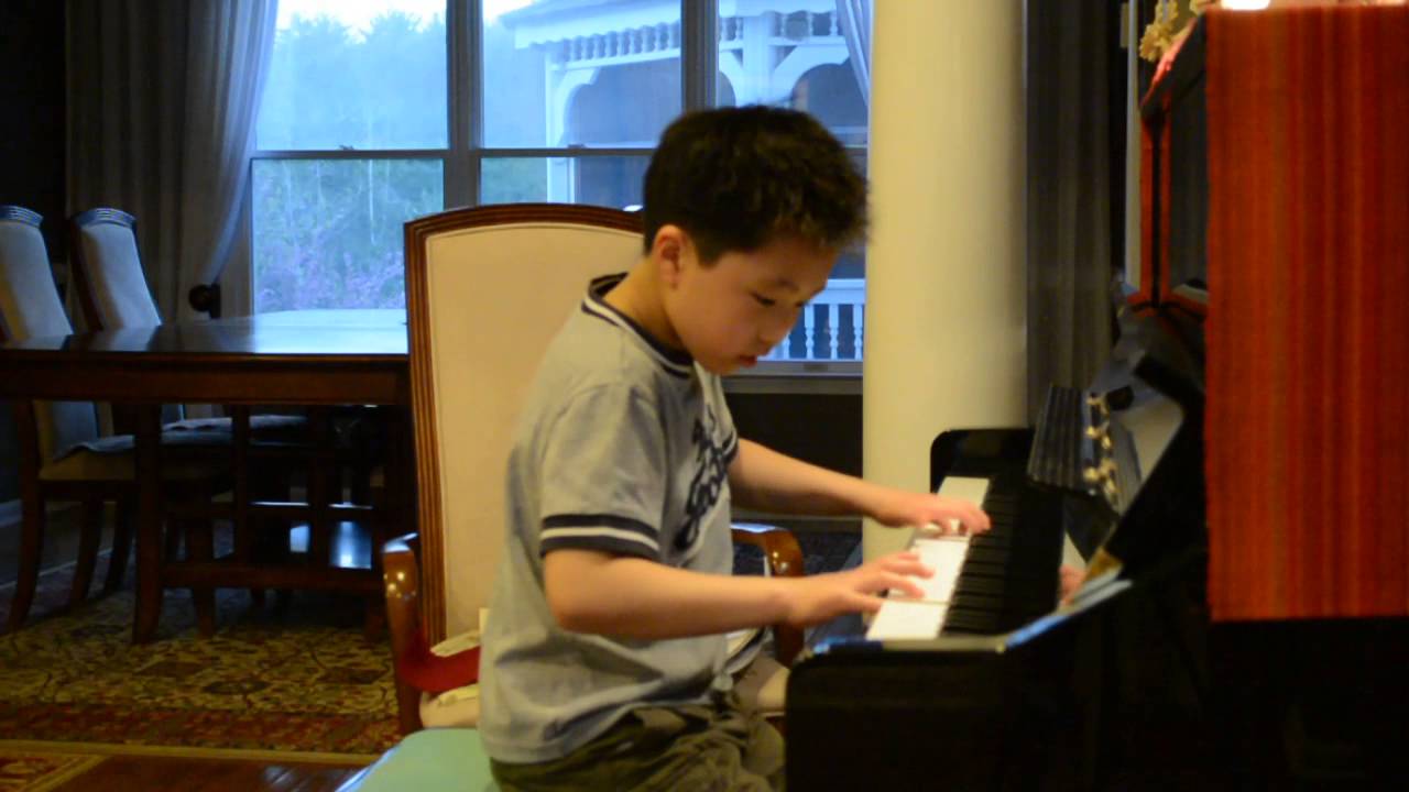 Gates Piano - YouTube