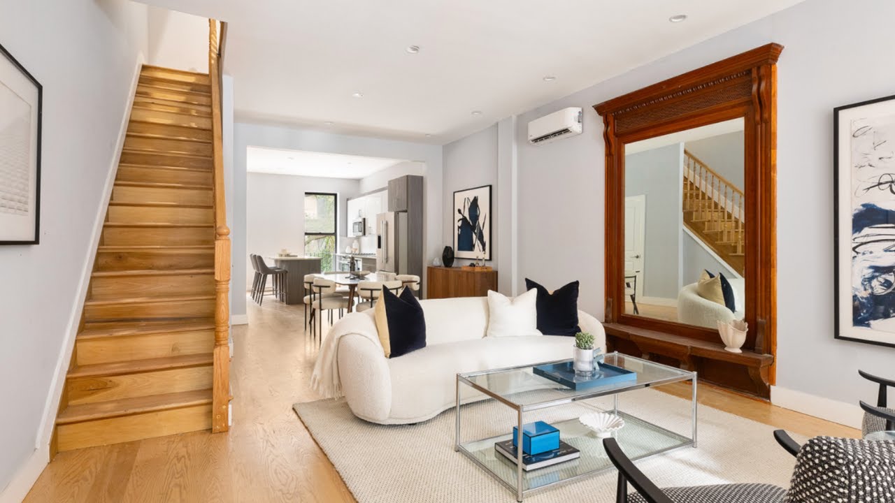 INSIDE a RECENTLY RENOVATED NEO-GREC STYLE TOWNHOUSE in NYC | 307 W ...