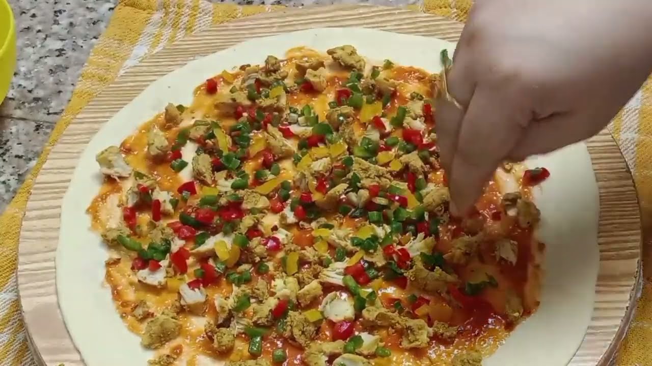 What a Pratha Recipe | Chicken Cheese Pizza Pratha | Pizza Pratha by ...