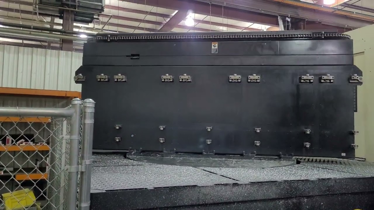 Makino MAG3 EX CNC Horizontal Machining Center [2008] - YouTube
