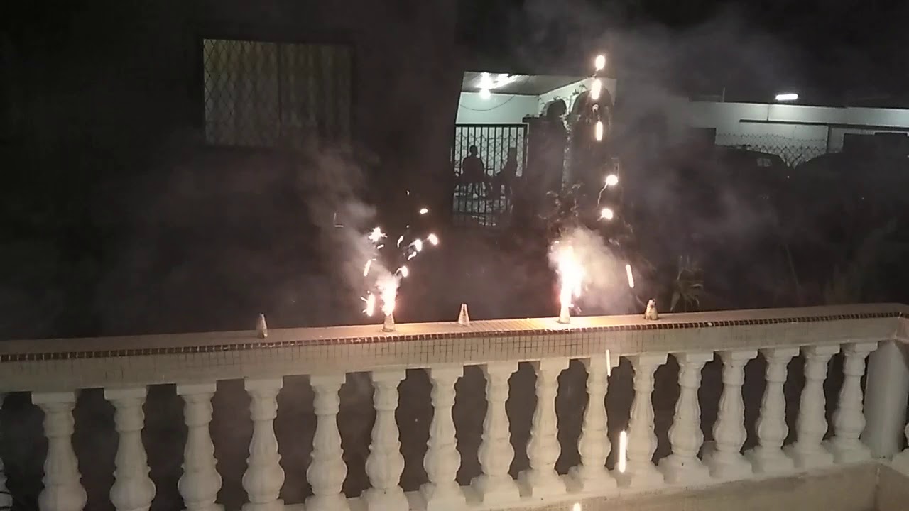 Main Bunga Api Hari Raya 6.6.2019(12) - YouTube