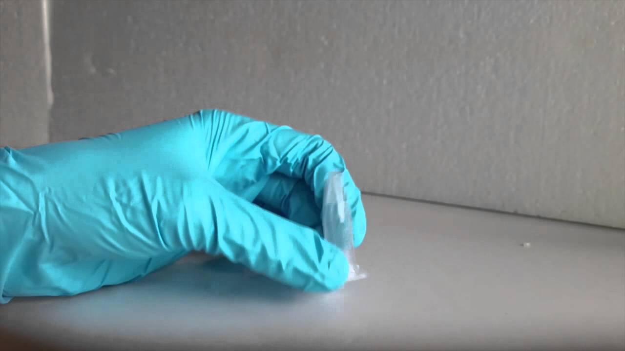 Injectable peptide hydrogels as a controlled drug delivery system - YouTube