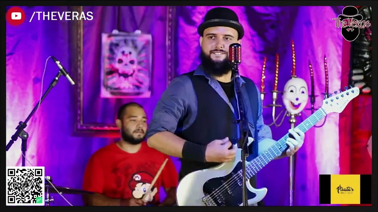 The Veras (Live Halloween) - Chopis Centis - YouTube