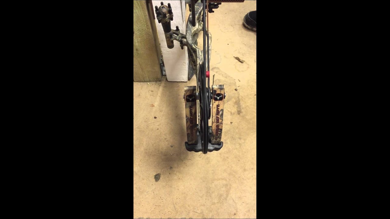 Defiant 34 cam lean - YouTube