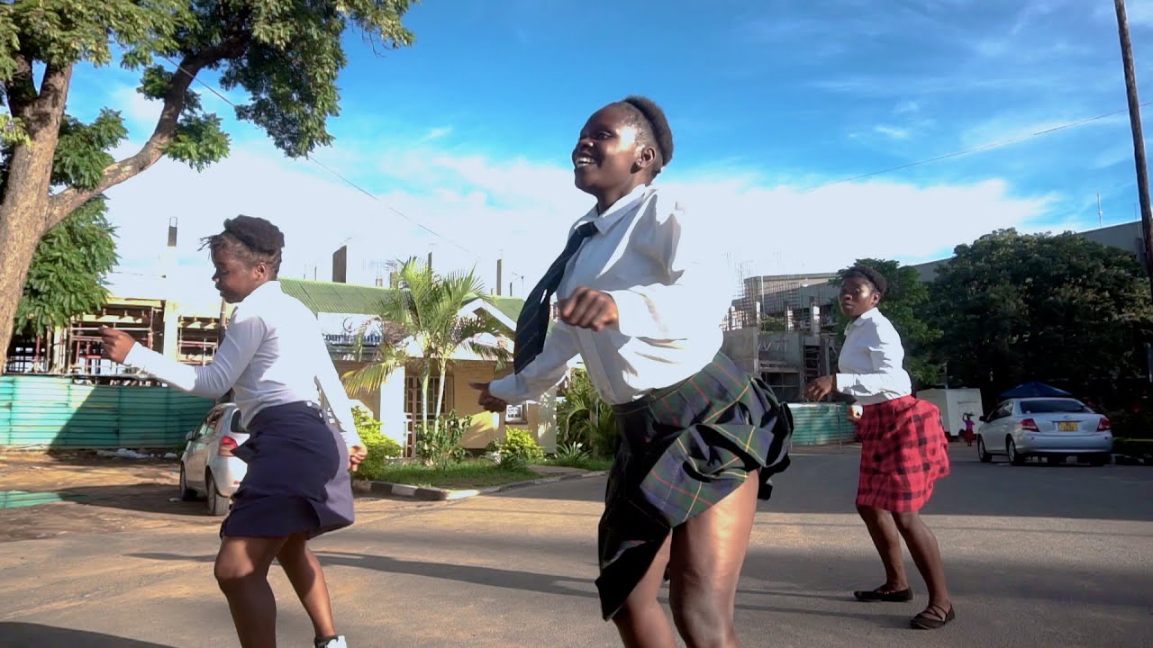 MBAYANI DANCERS best energetic dancing in malawi - YouTube